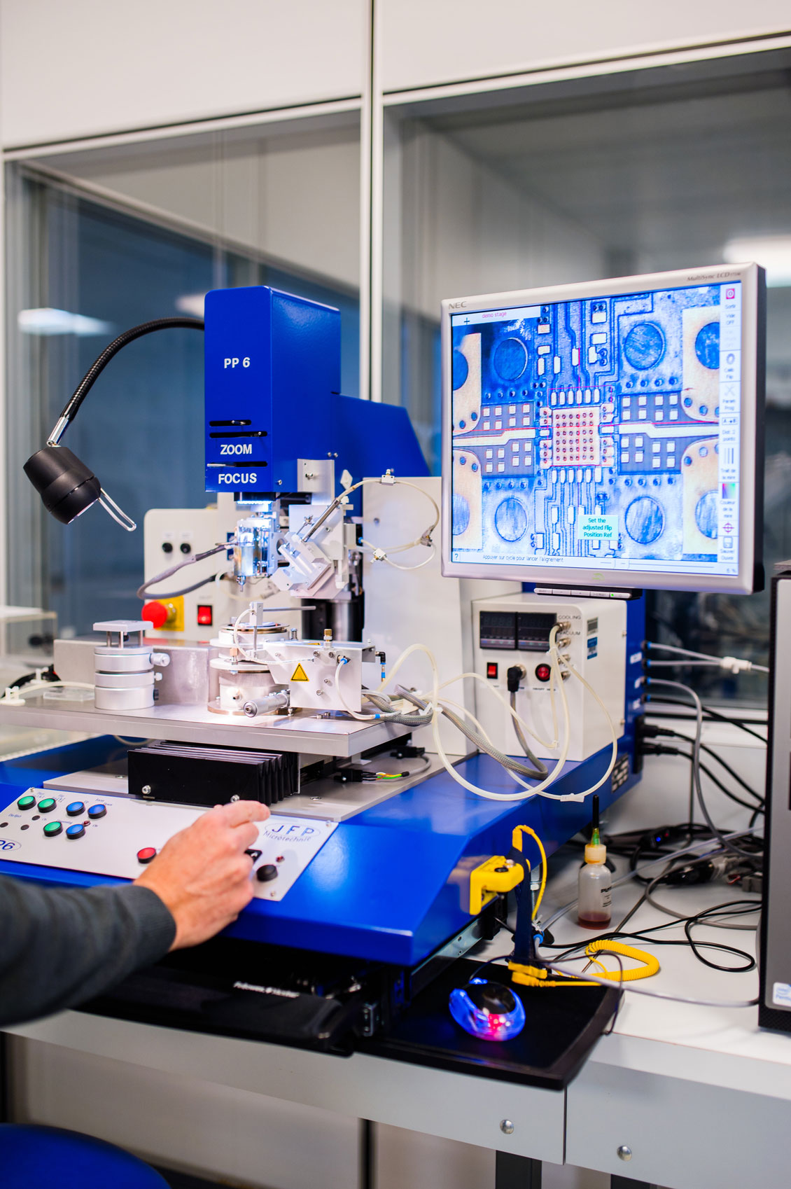 Construction and failures analysis at the IMS Bordeaux laboratory